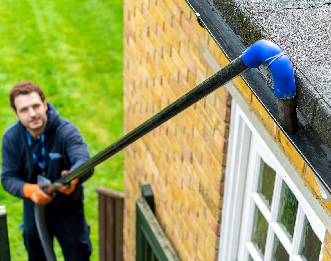 Services - Gutter Cleaning Surrey Hampshire Berkshire Gutter Clearance